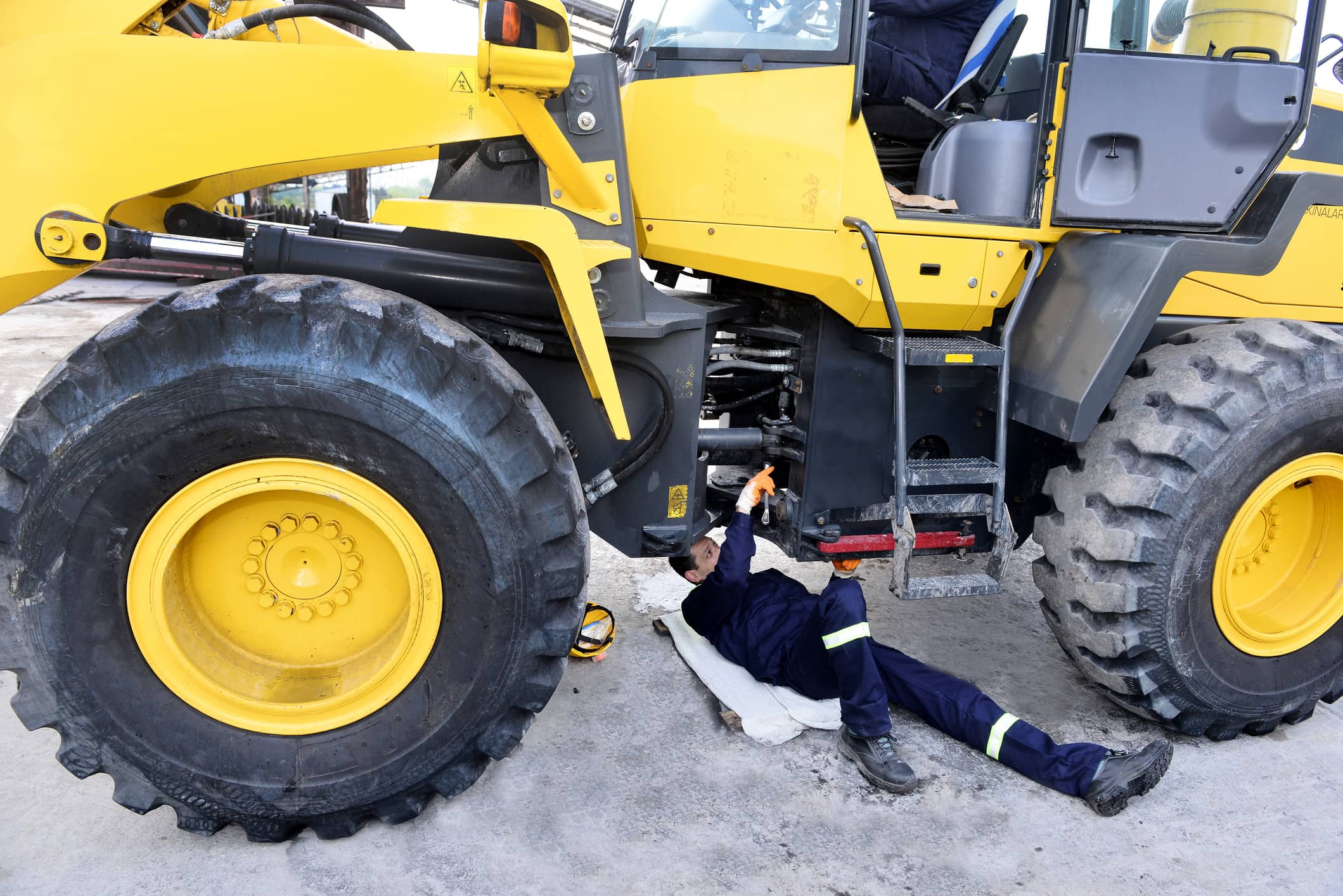 Telematics Helps Dealers & OEM Heavy Equipment Maintenance